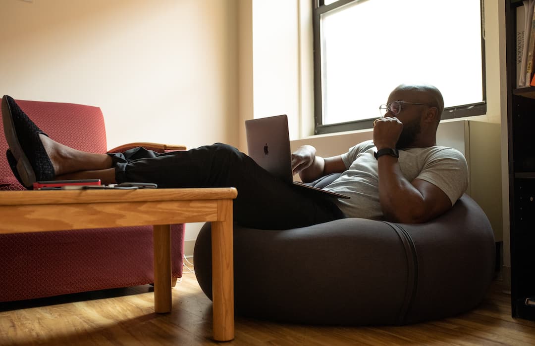 Why Do I Feel Guilty Taking Time Off Work? | Thriveworks